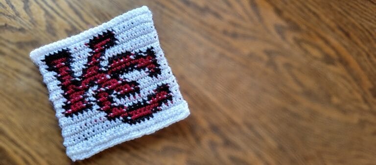 Crocheted Kansas City Chiefs Logo: Free Pattern and Video Tutorial ...